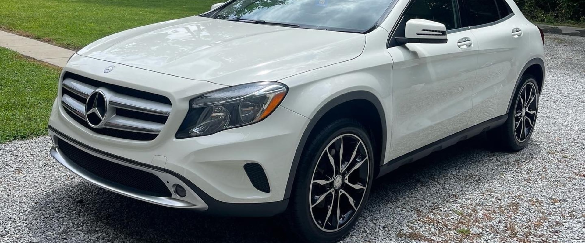 Smooth Rides And Shiny Sides: Exploring Auto Detailing In Asheville, NC